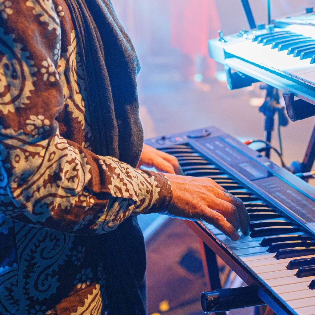 Great Reasons to Support Local Musicians - The McMinnville Park Theater